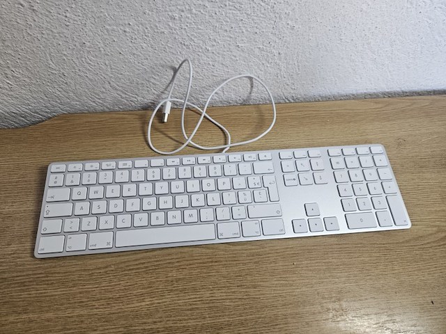 Aluminijumska Apple SLIM tastatura A1243 USB Mac iMac Q