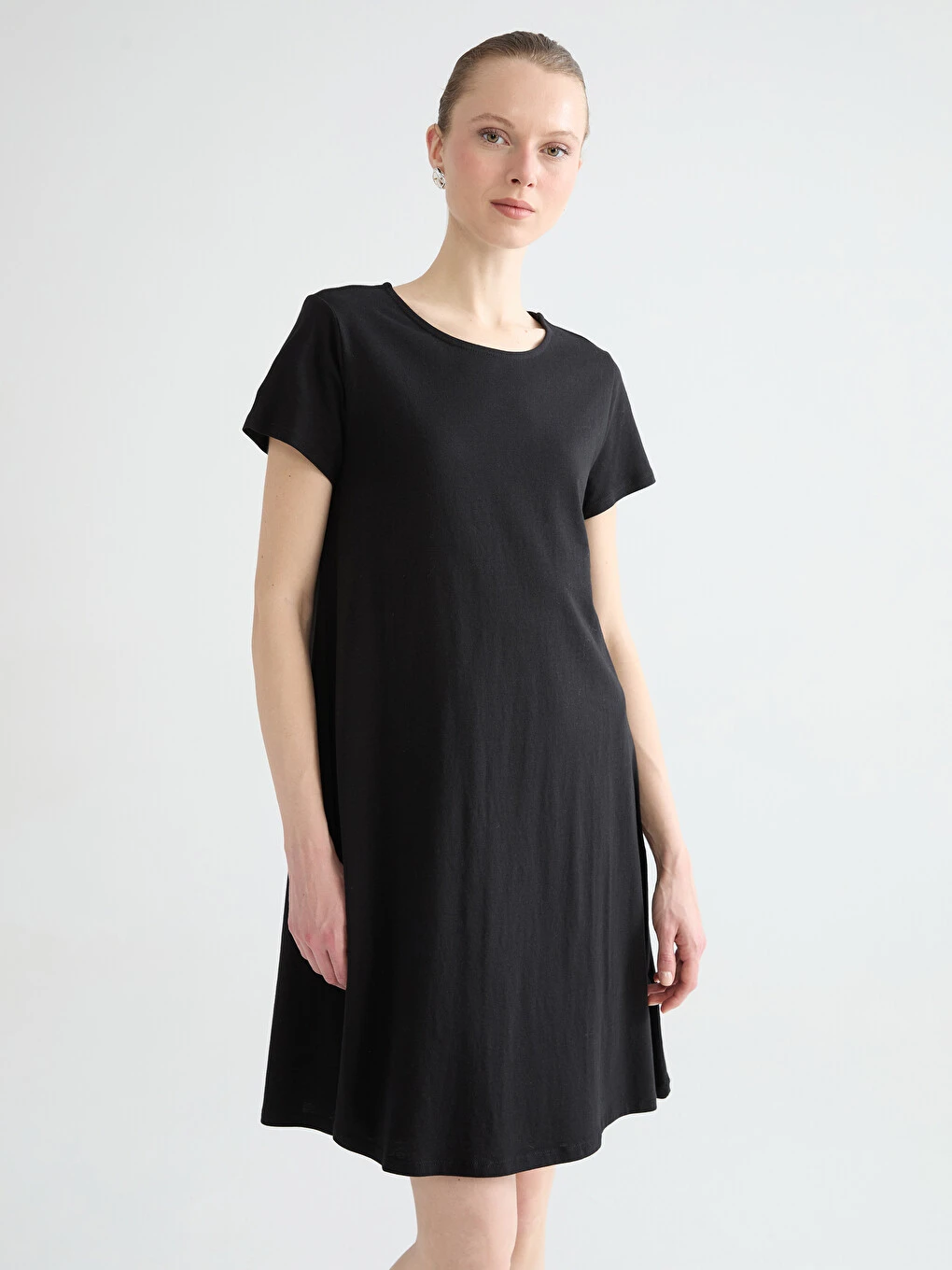 LCW Comfort Okrugli Izrez A Forma Mini Haljina