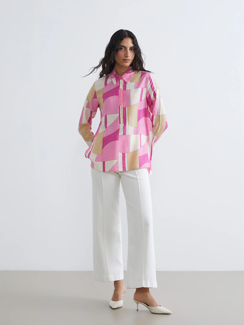 LCW Modest Bluza Sa Kragnom I Dezenom.