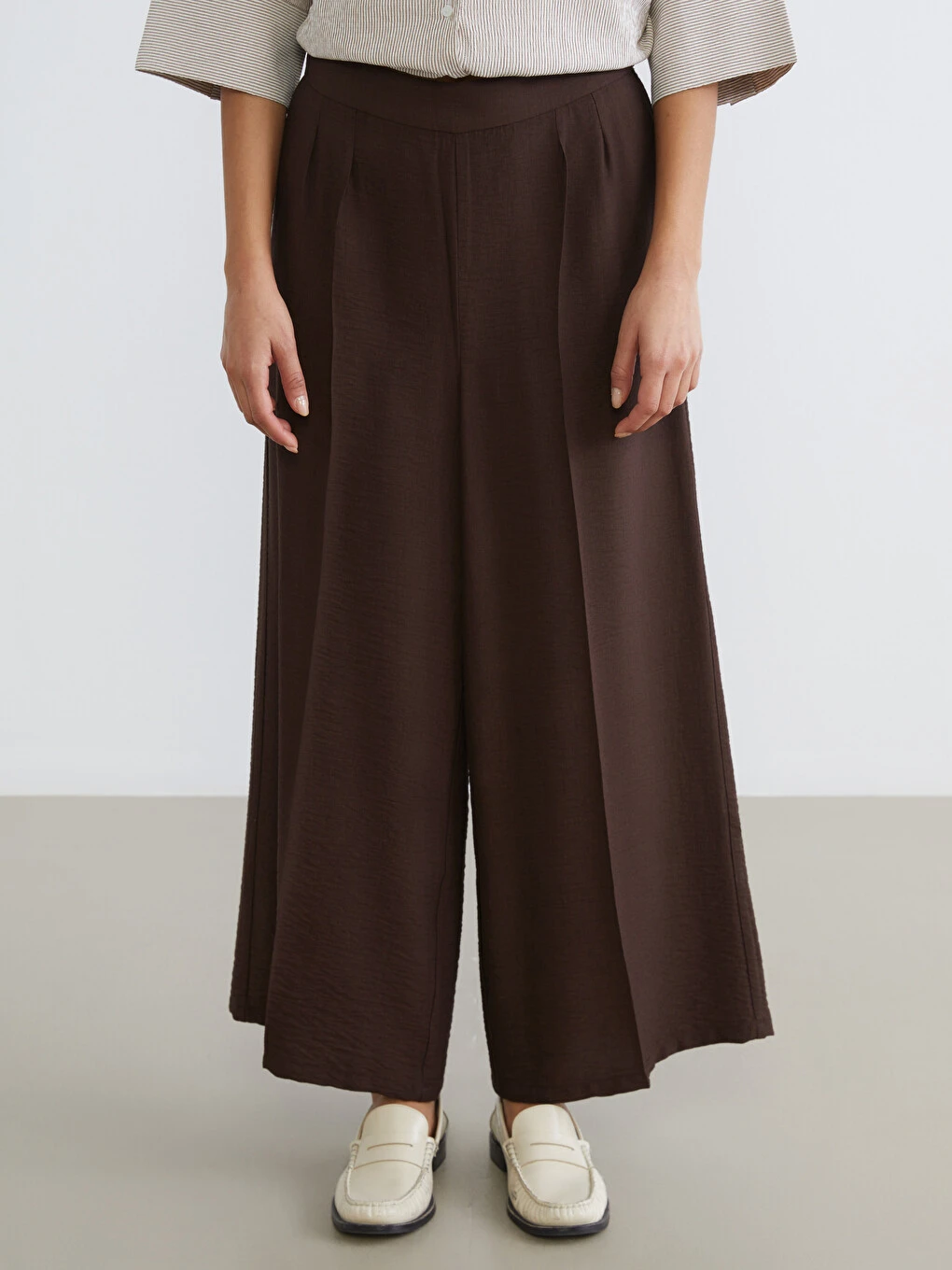 LCW Modest Široke Nogavice Pantalone Za Žene Sa Elastičnim Strukom