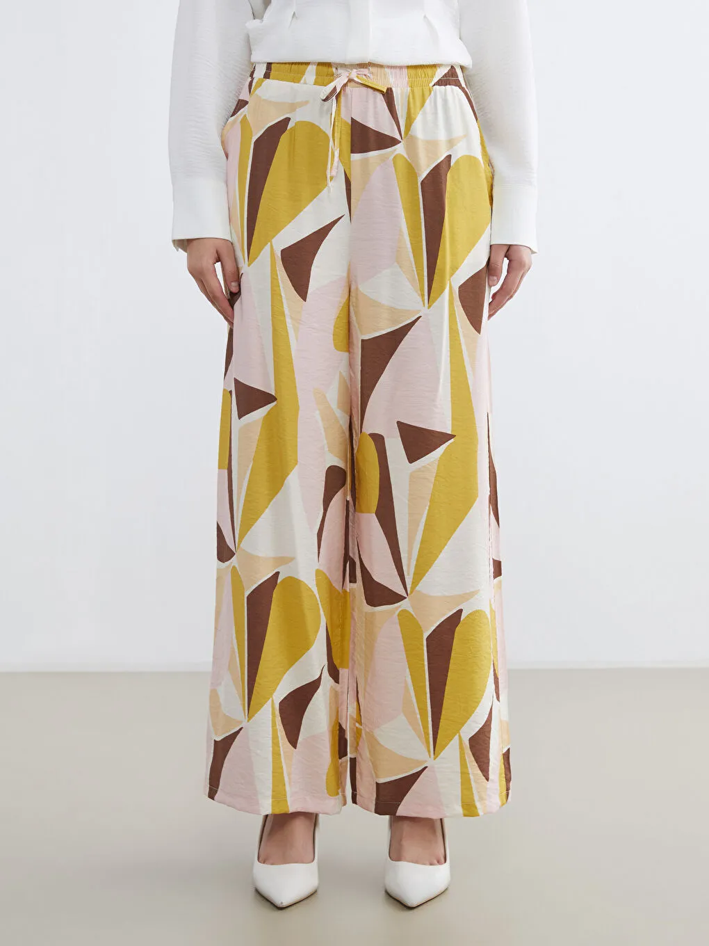 LCW Modest Pantalone Sa Elastičnim Strukom, Dezenirane, Širokih Nogavica Za Žene