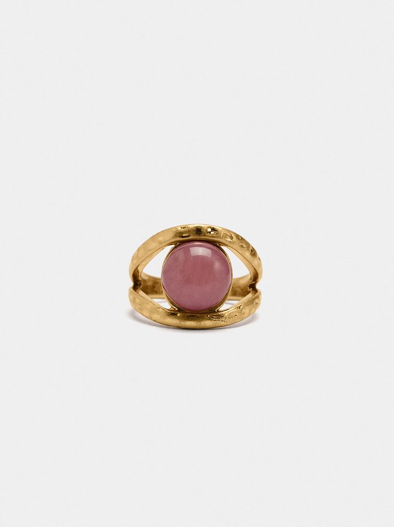 RING WITH RESIN HEMISPHERE