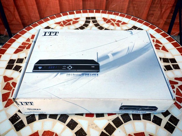 ITT DVB-S 410-B (Digitalni satelitski Risiver)