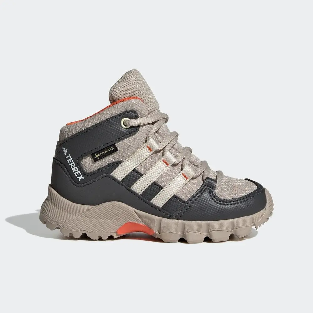 Adidas Cipele za dečake za planinarenje Terrex Mid Gtx I GT, Krem