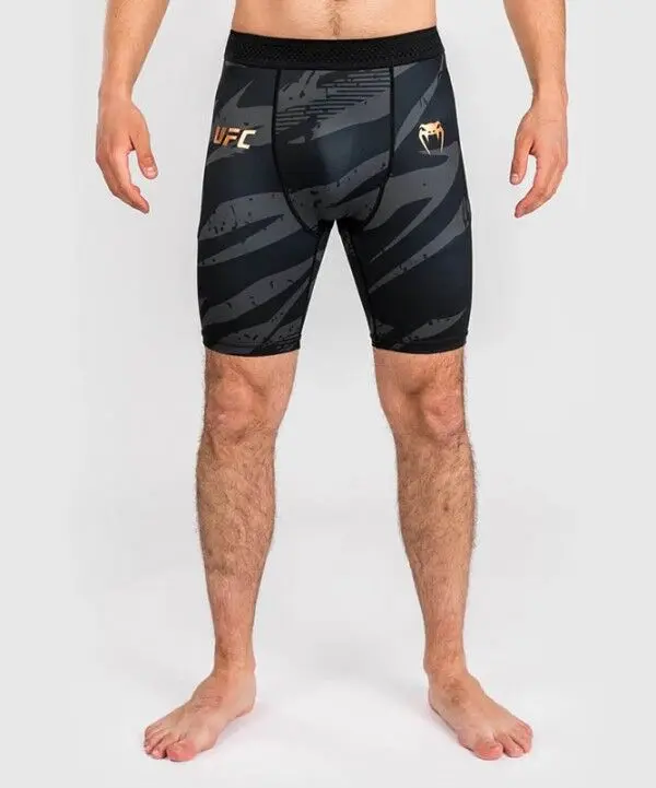 UFC Kompresioni šorts Adrenaline by Venum Authentic Fight Week, Crni