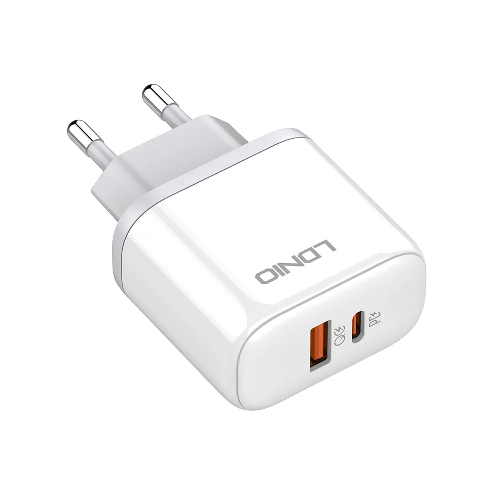 LDNIO Kućni punjač A2526C Fast 3A/45W PD+QC3.0 Type-C-Type-C, Beli