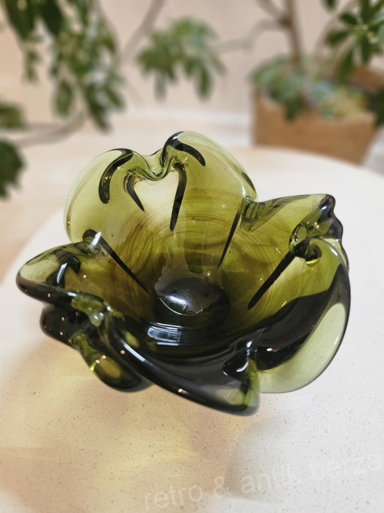 Dragan Drobnjak MID CENTURY MODERN pepeljara