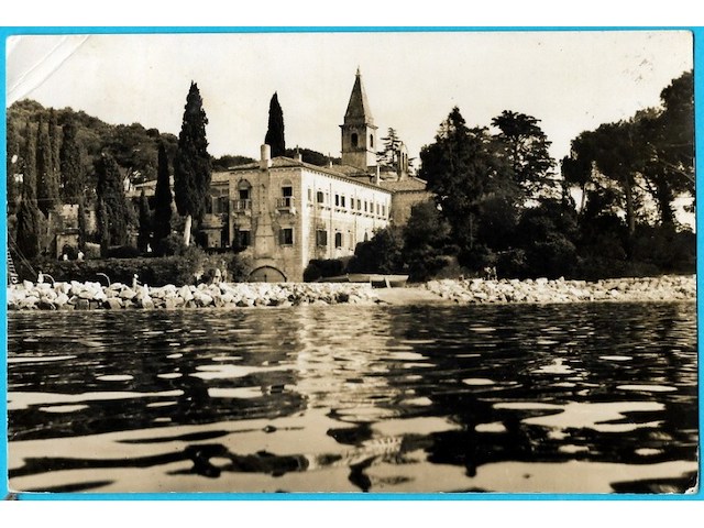 Crveni Otok