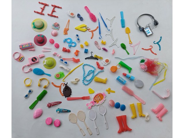 Lot delova za Barbie igračke najviše