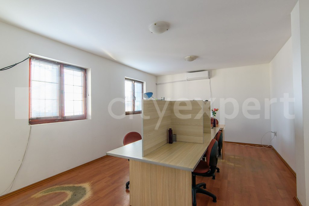 Poslovni prostor za izdavanje BEZ PROVIZIJE: Ostalo, 100m², Živka Davidovića, Zvezdara - 600€