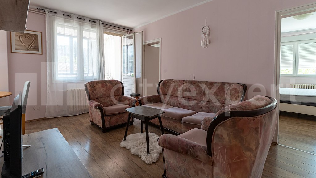 Stan za izdavanje BEZ PROVIZIJE: Trosoban, 65m², Dimitrija Tucovića, Zvezdara - 650€