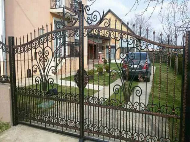 KOVANE KAPIJE 030