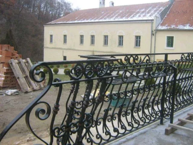 KOVANE OGRADE 05