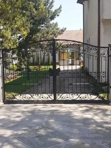 KOVANE KAPIJE 065