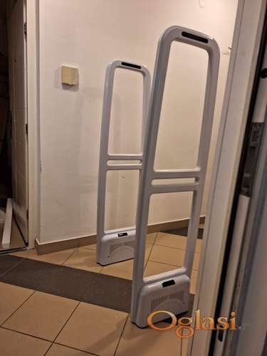 Elektronska zaštita robe od krađe novo