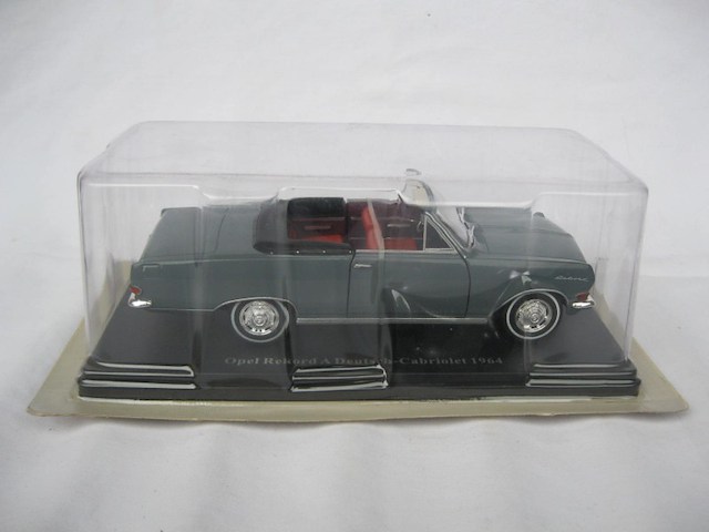 1:24 hachette opel rekord A cabriolet