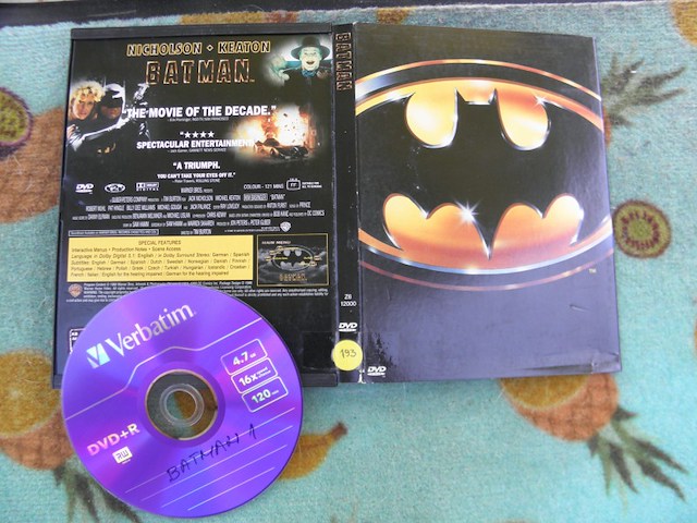 Batman 1  (Mechael Keaton)