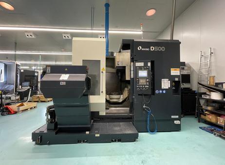 Центар за обраду са 5 оса - MAKINO D500