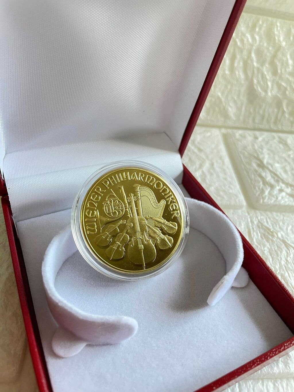 Dukat Bečka Filharmonija 24K pozlata Cena:2500din Originalni Dukat