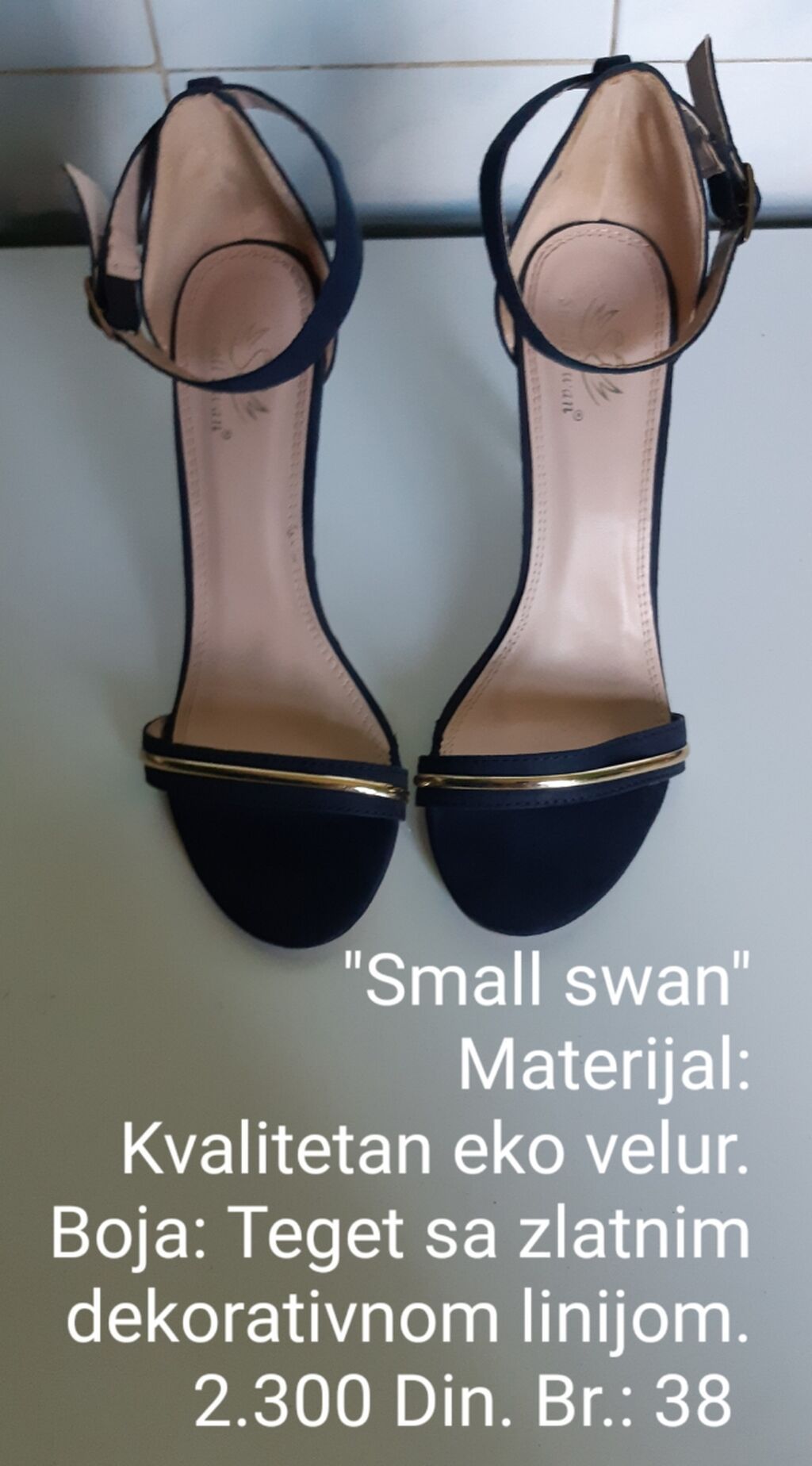 Sandale „Small Swan” - Materijal: kvalitetan eko velur - Boja: teget