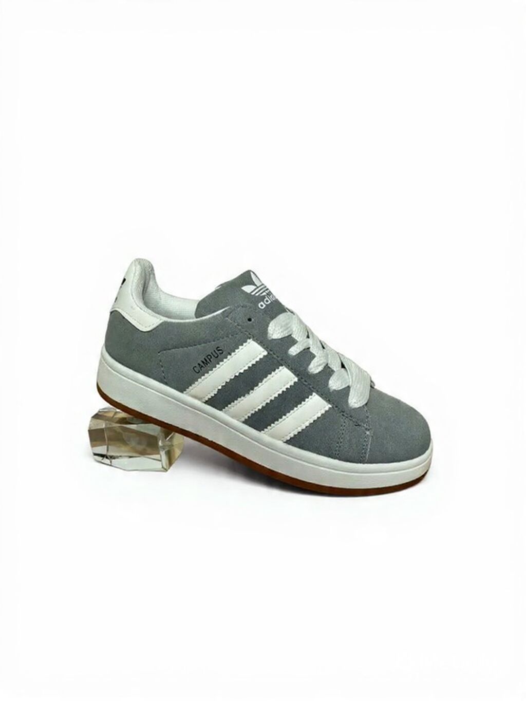 Adidas Campus patike – siva boja sa belim detaljima - Model: Adidas