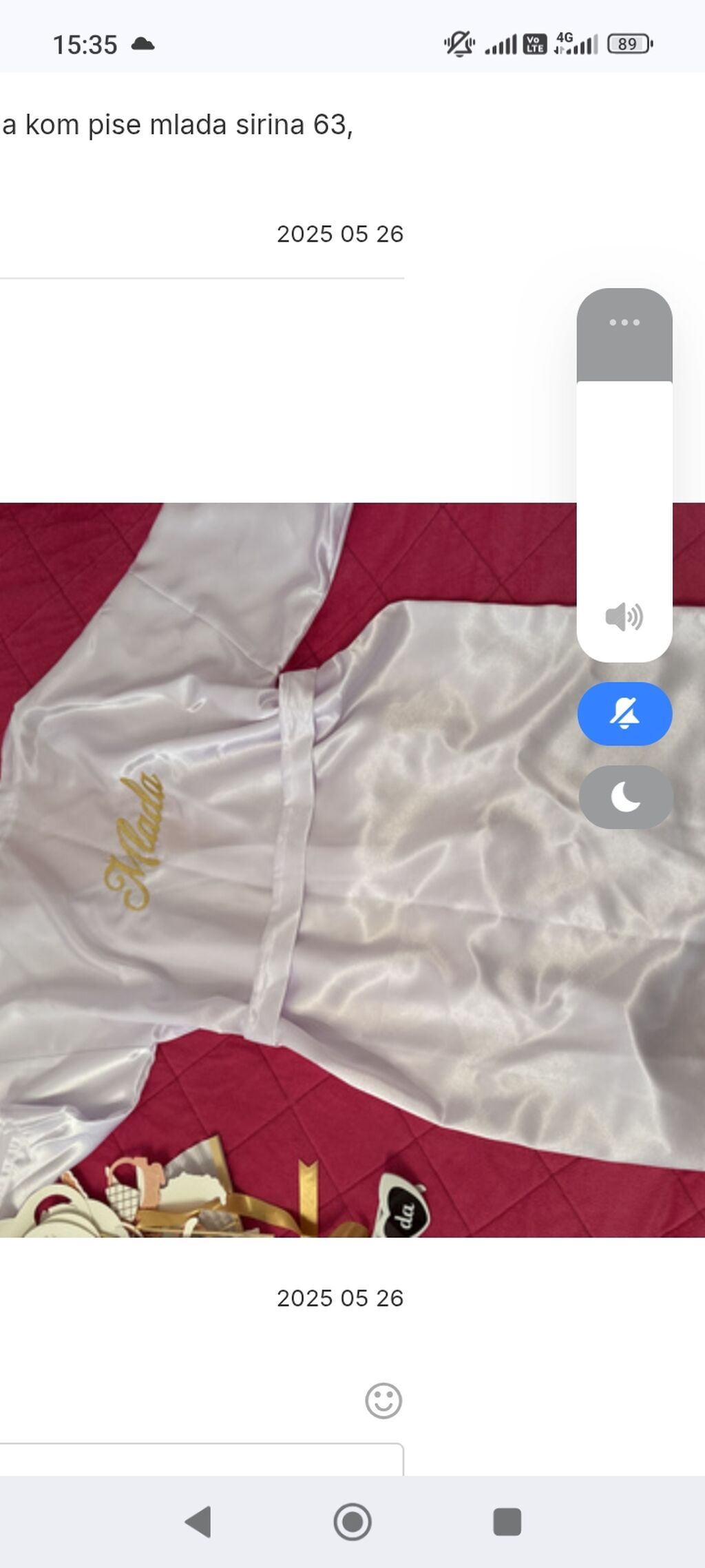 Svileni beli kimono/ženski ogrtač sa natpisom „Mlada“ u zlatnoj boji