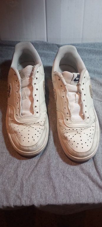 Patike Nike u dobrom stanju. Novi Beograd blok 62