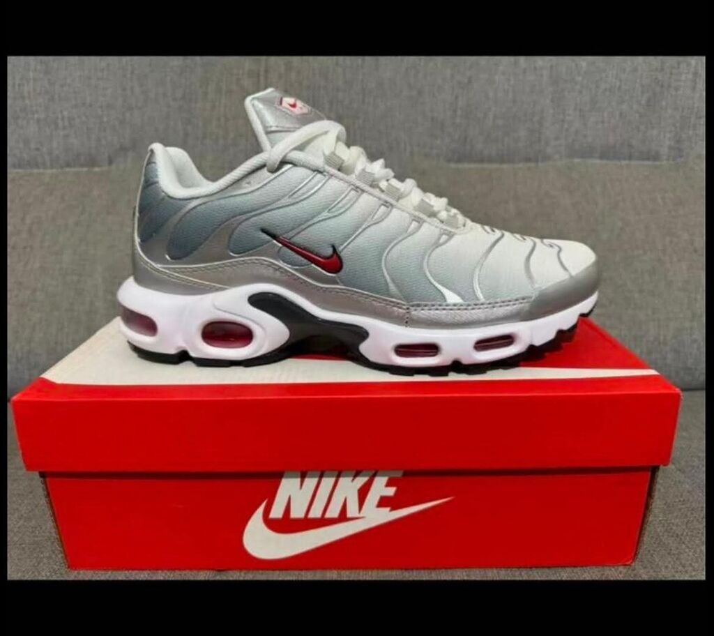 Tn Nike A klasa 41-46 5800 din K