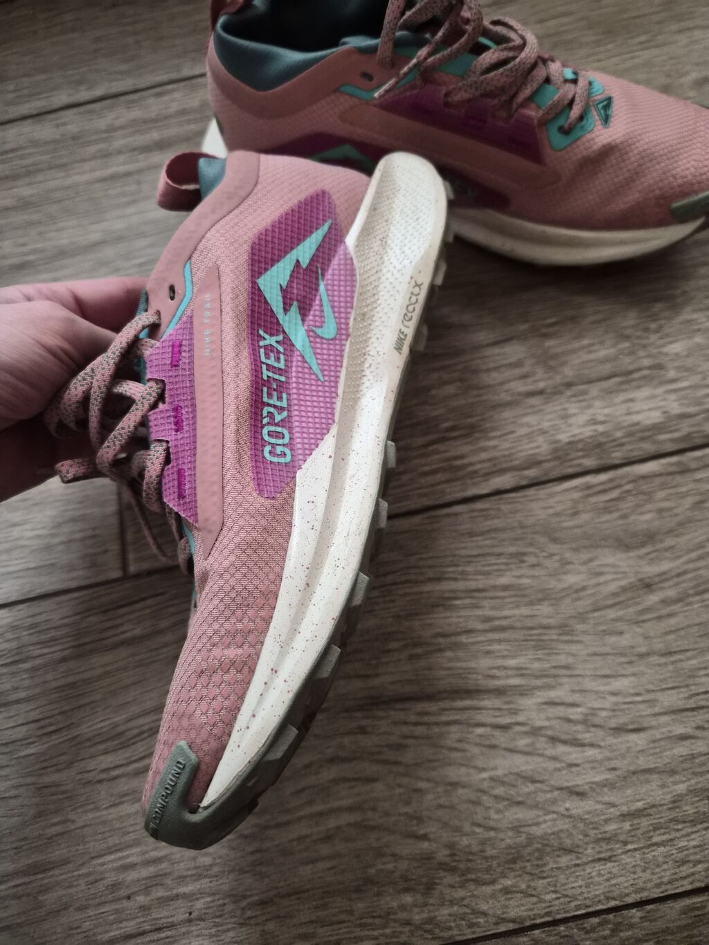 Nike Pegasus Trail GTX ženske patike za trčanje po stazi KAO NOVE -