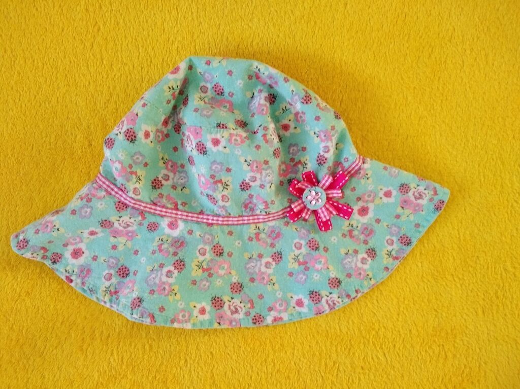 Angel Accessorize šeširić za devojčice Veličina 54 cm obim glave