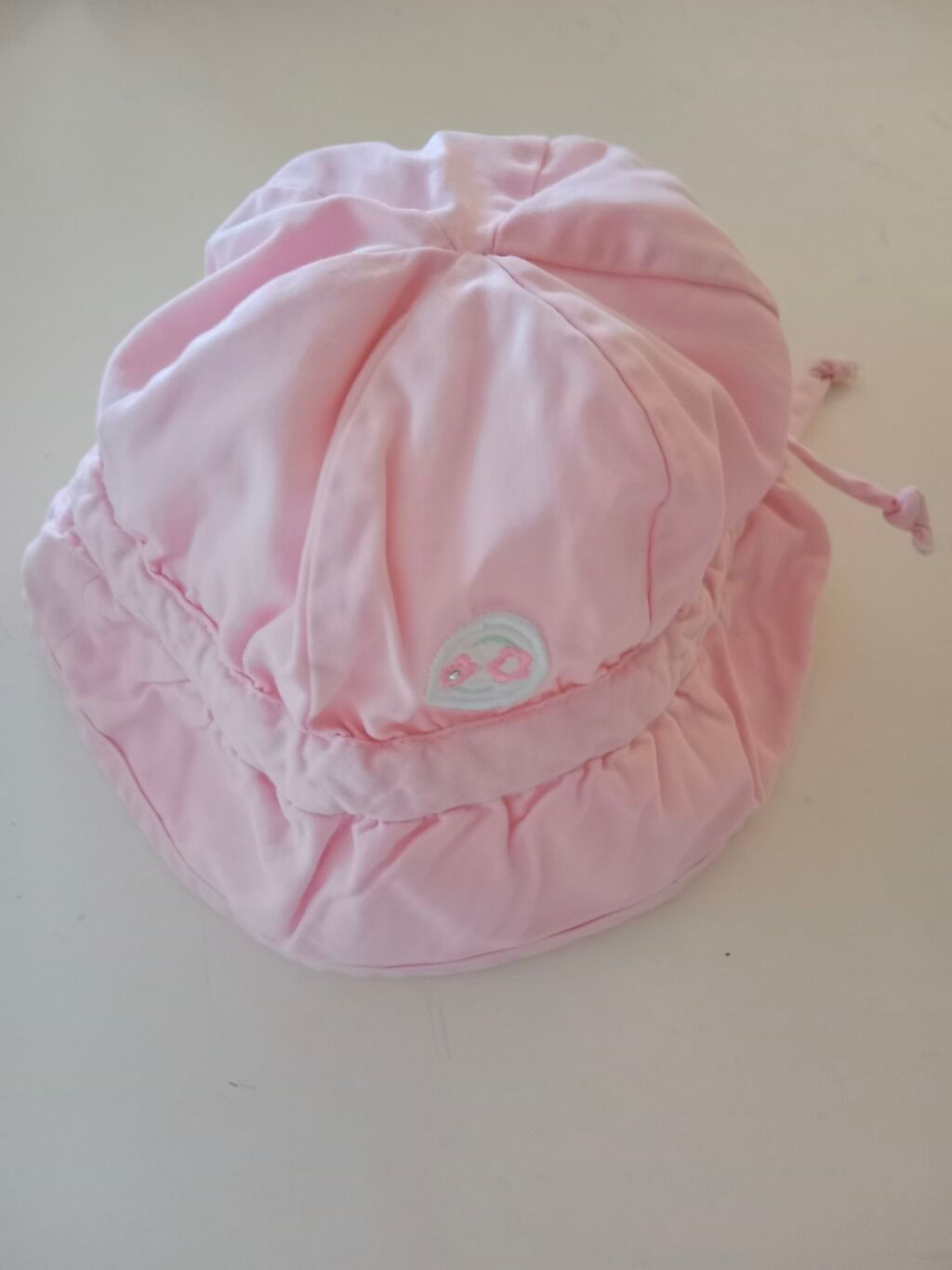Kapa za bebe devojčice    veličina 52 cm obim glave Cena 200 din