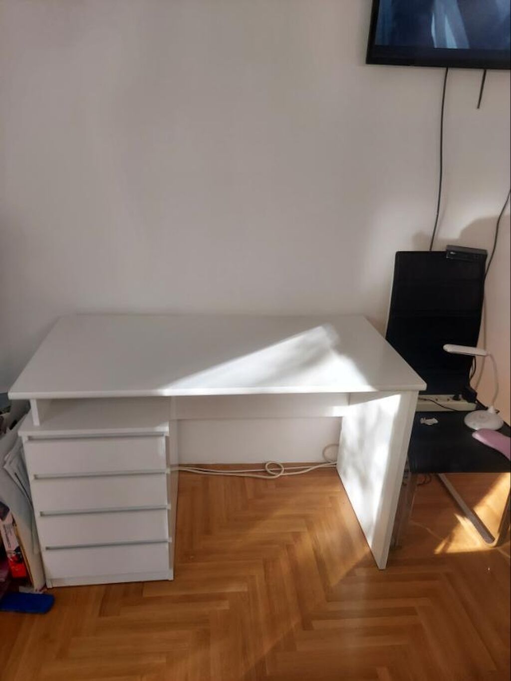Radni sto LIMFJORDEN – bela boja, 60 x 120 cm, 4 fioke. -