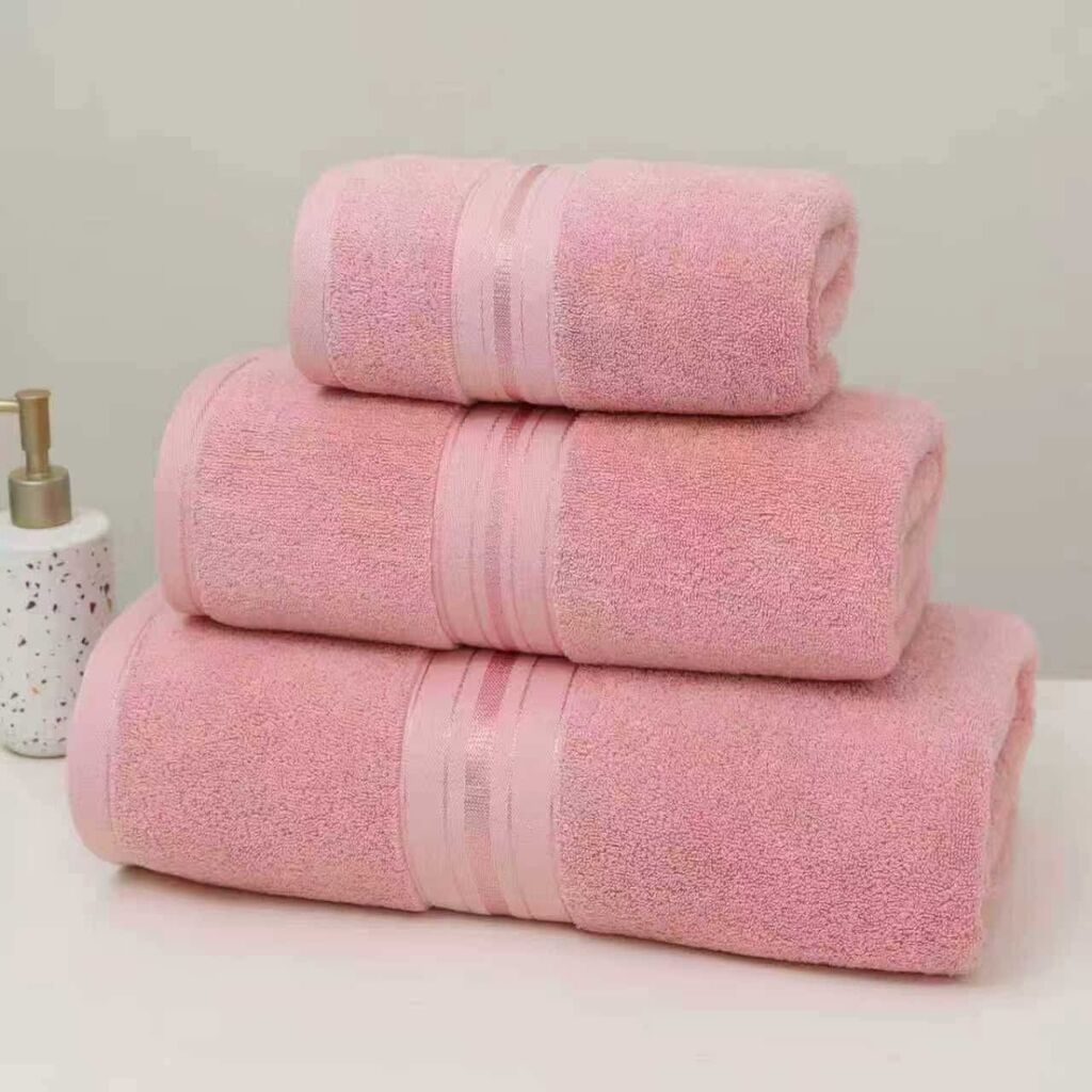 Set peškira – 3 komada. - Luksuzni set mekanih frotirnih peškira sa