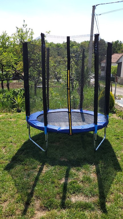 Na prodaju – nova trambolina (samo probno nameštena) prodajem potpuno