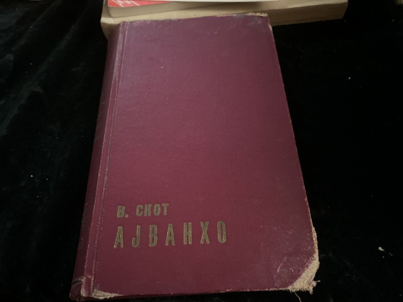 AJVANHO Valter Skot