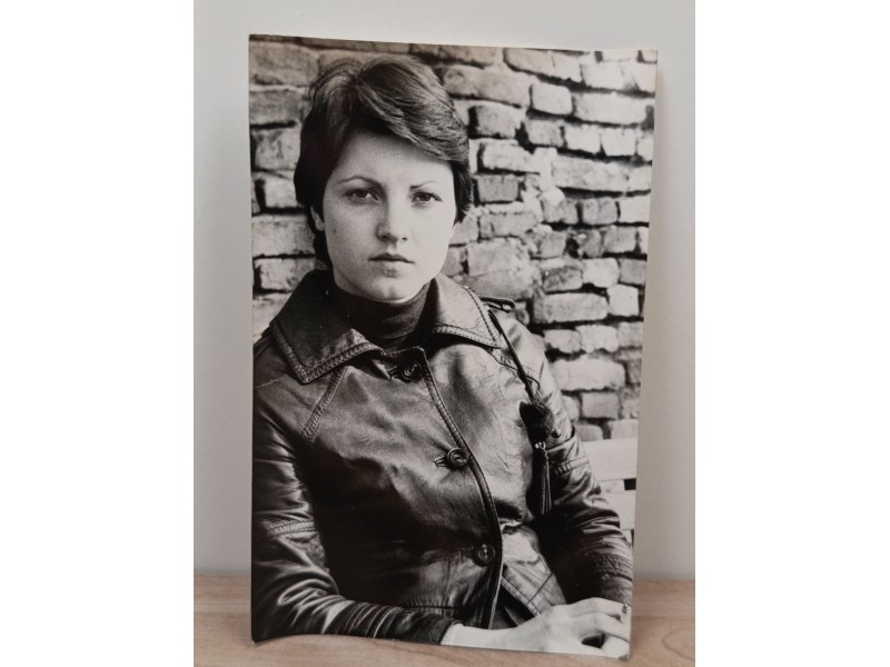 Vintage fotografija devojka