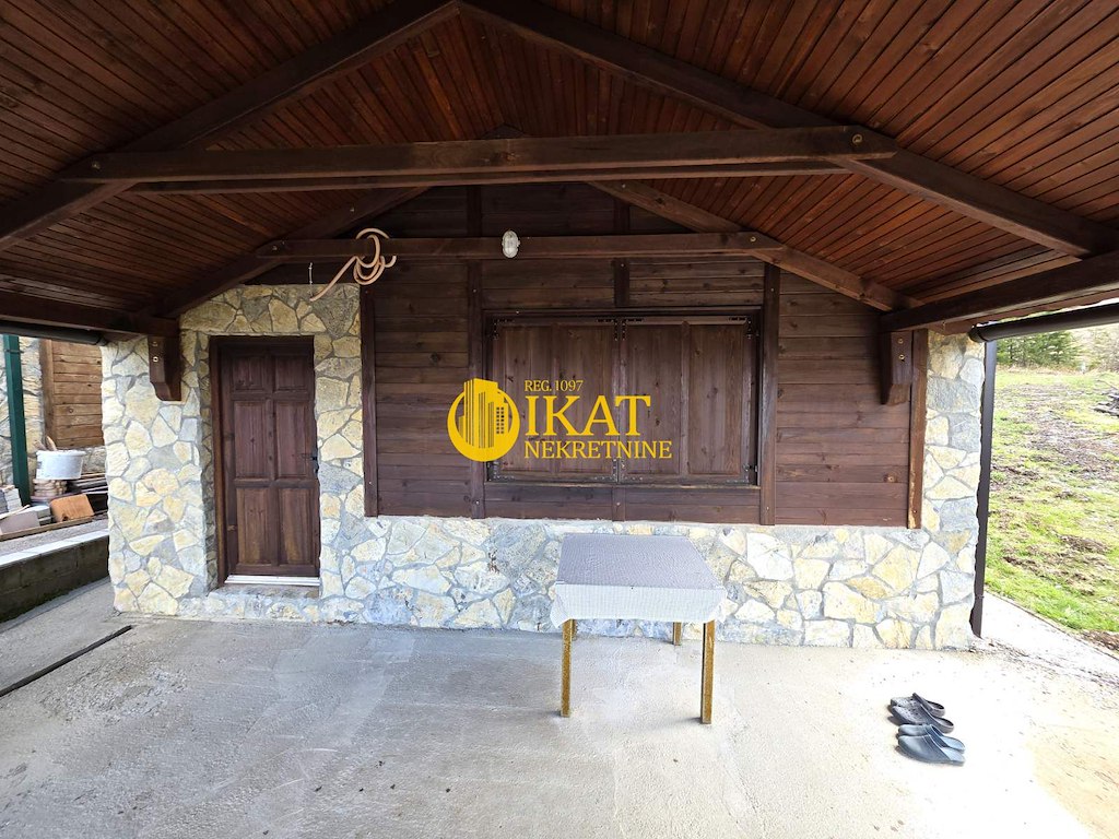 Tara, Zmajevac, vikendica, 96m2 ID#5060
140.000 €