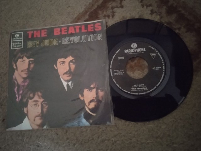 The Beatles – Hey Jude / Revolution