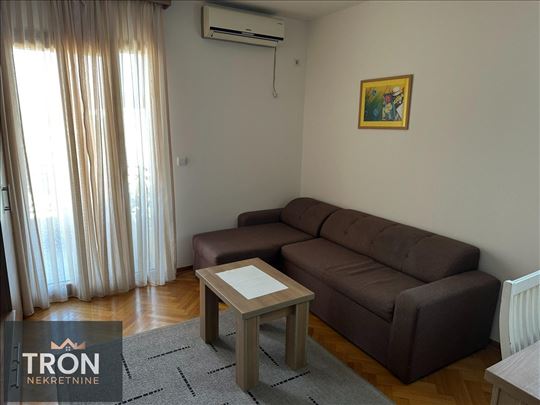 Jednosoban stan ispod kružnog toka 41m2