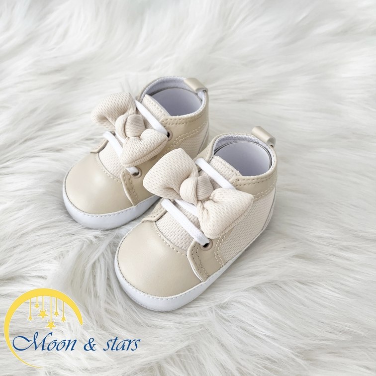PATIKE ZA BEBE 18, MOON & STARS
