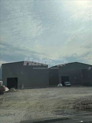 Cukarica -Makis 750 m2 magacin izdavanje