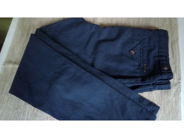 Zara pantalone, na (za) cipele