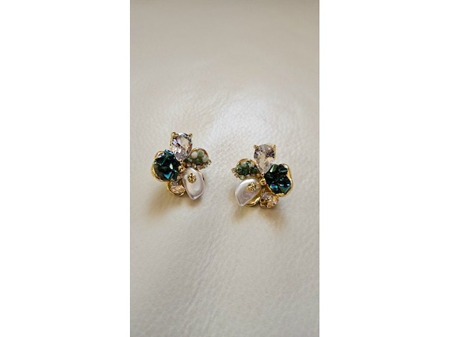 Beaded Crystal Stud Flower handmade, minđuše