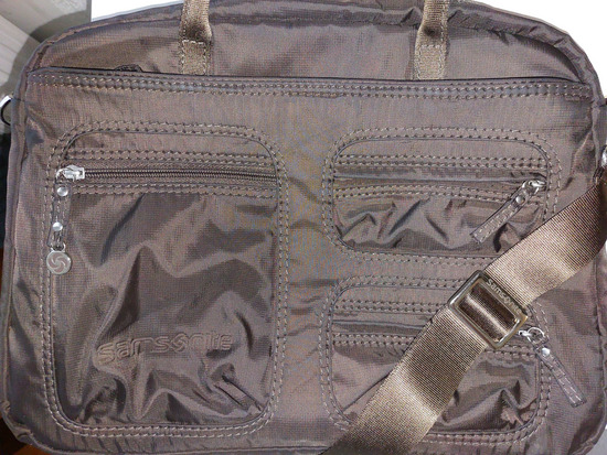 Kao nova veća Samsonite torba za laptop