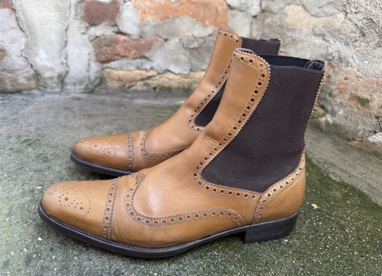      Dolce & Gabbana      Brogue Chelsea Eu-41