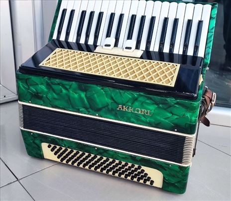 Harmonika 80 basa sa koferom