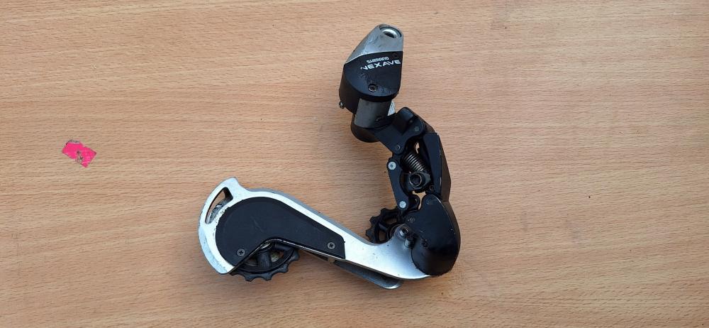 Zadnji menjač Shimano Nexave RD-C503 8s