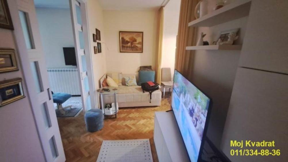 Jednoiposoban stan na prodaju, 42m2, 180.000€