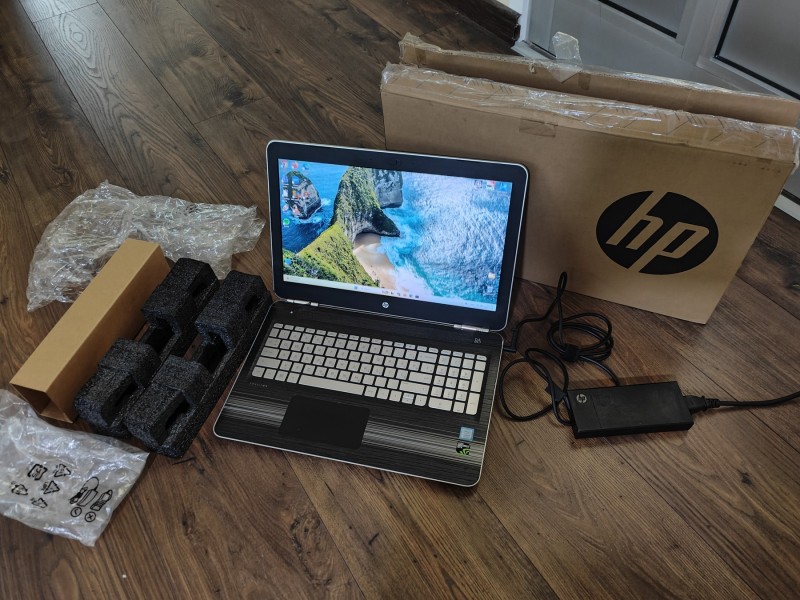 HP Pavilion 15-bc213nm I7-7700HQ