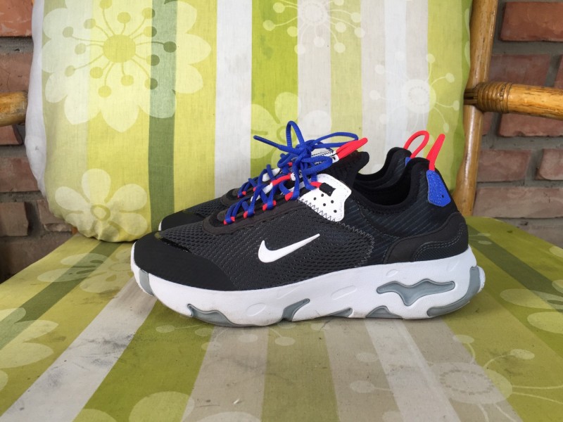 Original Nike React patike
